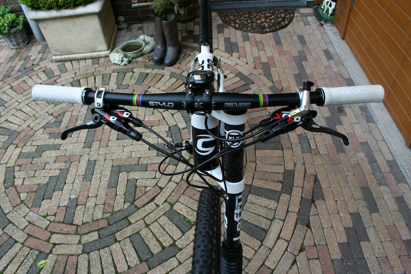 Cannondale Flash Hi-mod 1 29" 8.660 gram - Mountainbike.nl