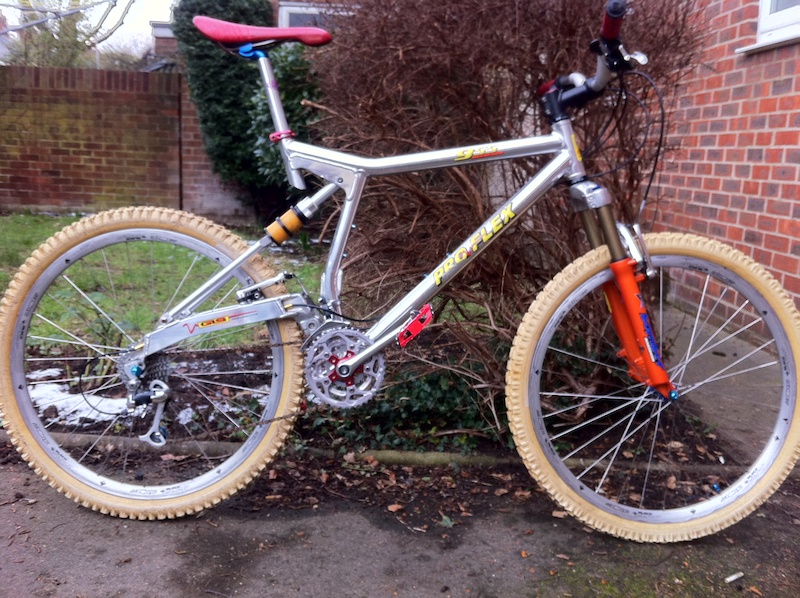 SOLD:Proflex 955, Hope, X-Lite, Ringle, Topline..white tyres | Retrobike
