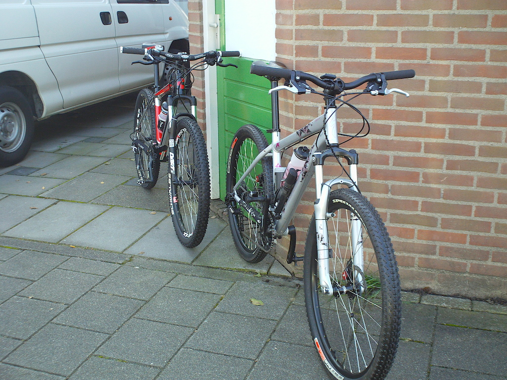 Cube LTD Comp 2010 & Specialized Myka 2009 (Nieuwe foto's ...